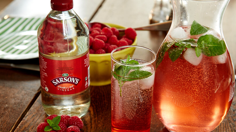 Raspberry Shrub Cocktail Recipe - Sarson’s